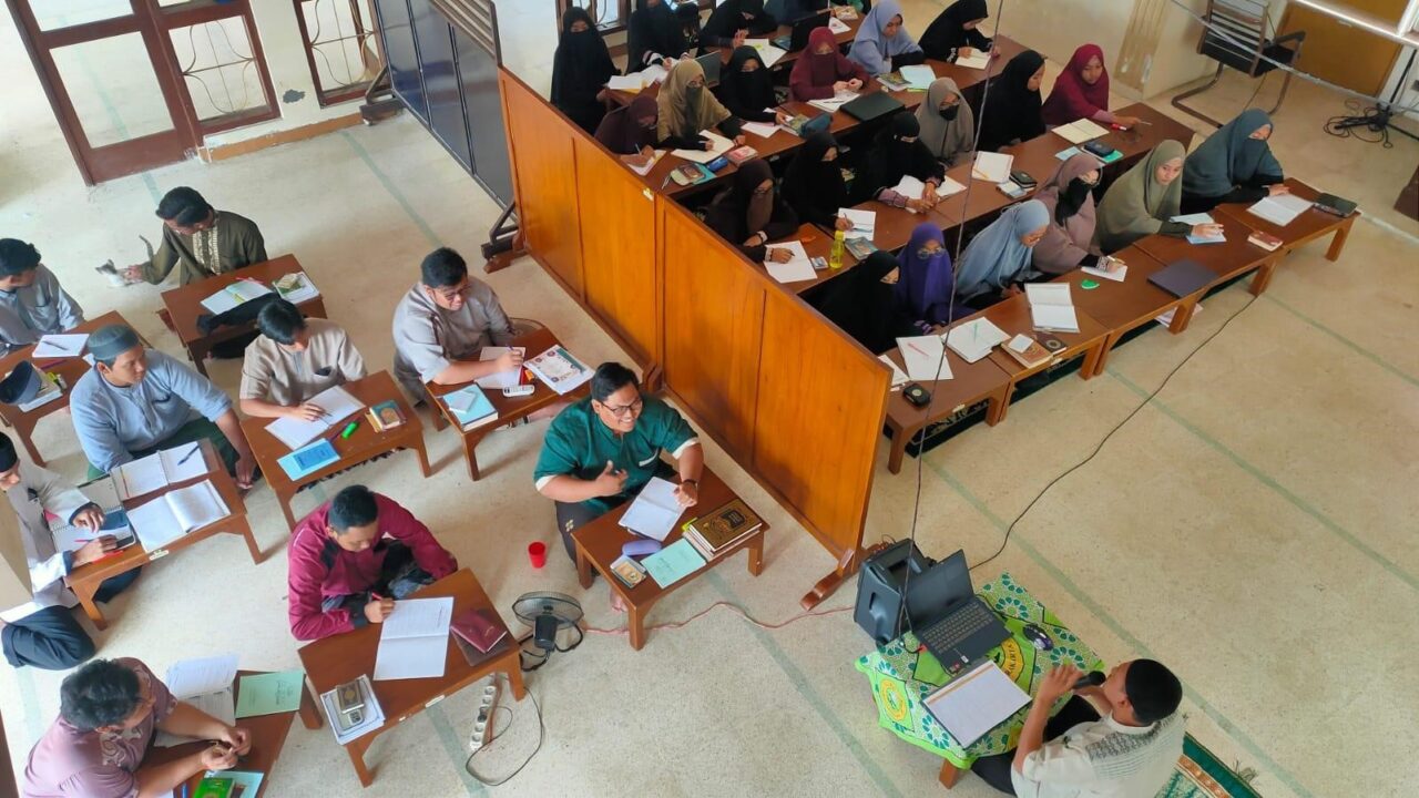 KEGIATAN MAHASISWA PPL STIM SURAKARTA DI MA’HAD ALY AL-MUKMIN, NGRUKI ...